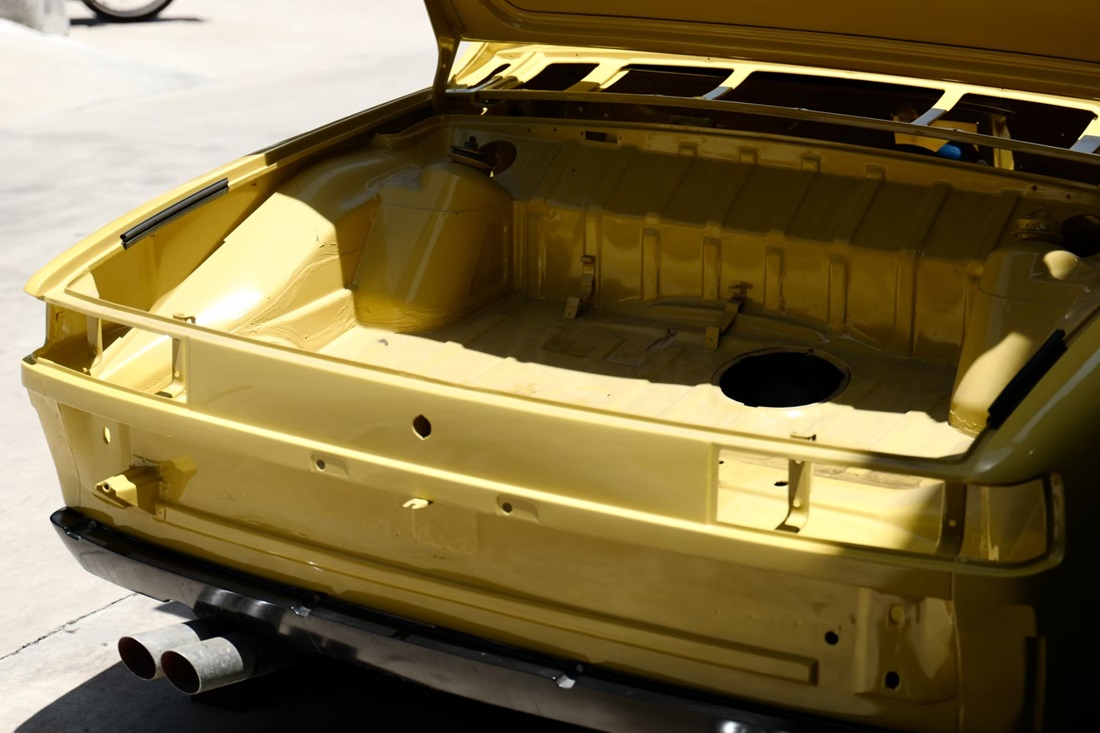 PORSCHE 914 - 911 Assistant