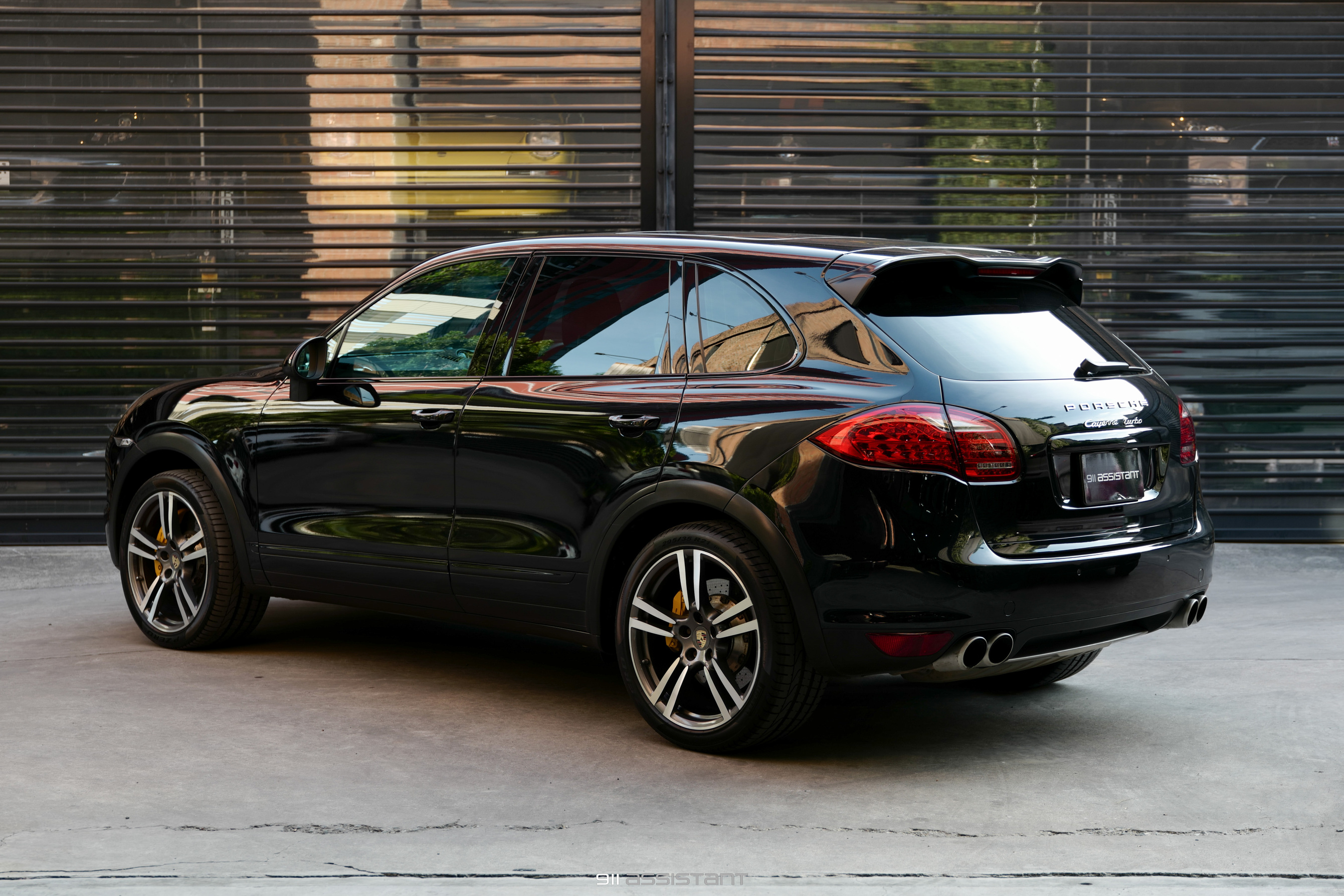 Porsche Cayenne Turbo (958) - 911 Assistant